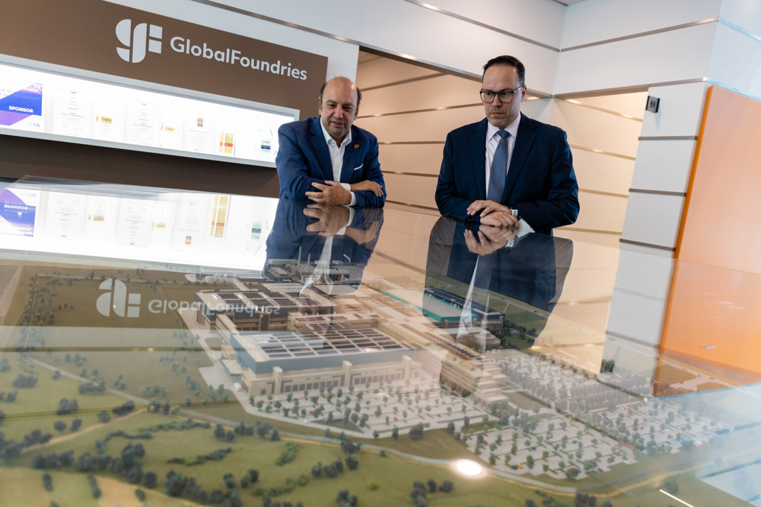 GlobalFoundries investiert 1,1 Milliarden Euro in den Standort Dresden ...